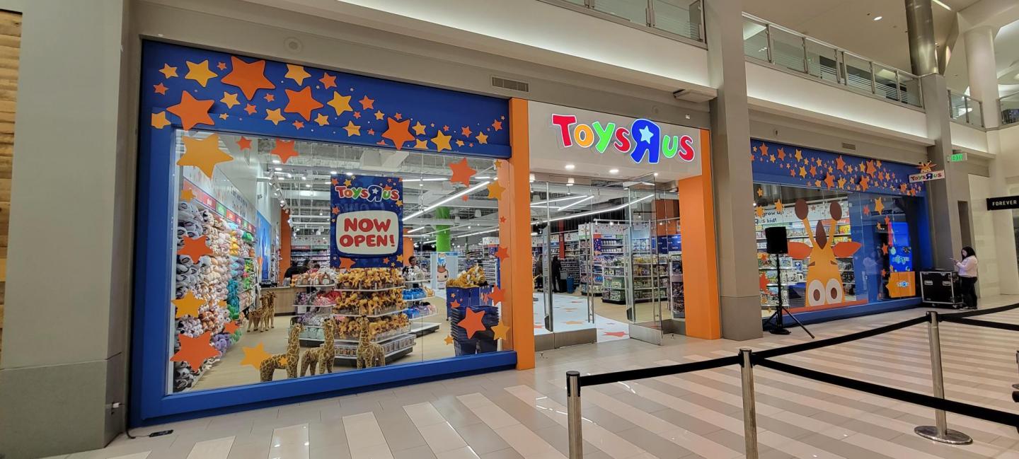 Toys”R”Us® Flagship Mall of America | Evoke